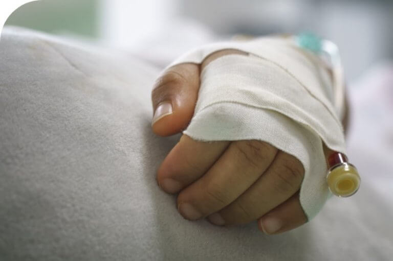 Heated Humidified High Flow Therapy (HHHFT) in Children & Young People ...